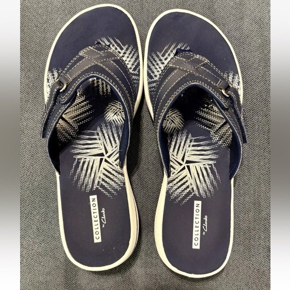 Clarks | Shoes | Clarks Dark Blue Sandals Cloudsteppers 7 2 | Poshmark